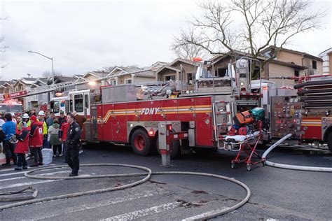 Multiple Firefighters Injured Battling Staten Island Fire New York