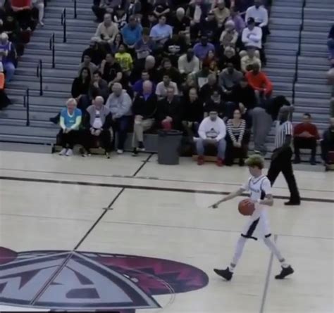 Lamelo Ball Points At Half Court Before Nailing Trey Up 25 Points