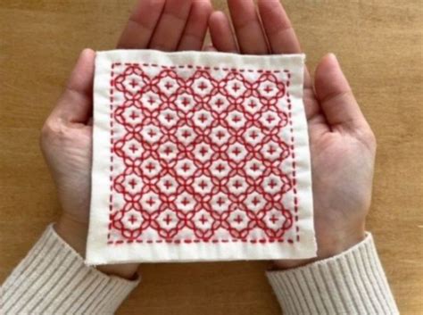 手仕事の温もりを感じる「刺し子」をはじめてみませんか？【第1回：コースターを作る】｜sitakke【したっけ】