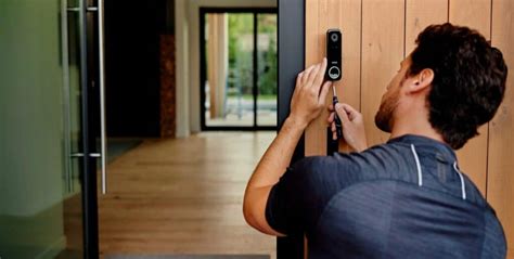 Vivint Vs Simplisafe Which Home Security Brand Is Best Spacehop