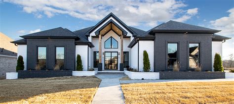 Hunter Medlock Homes Ay Magazine