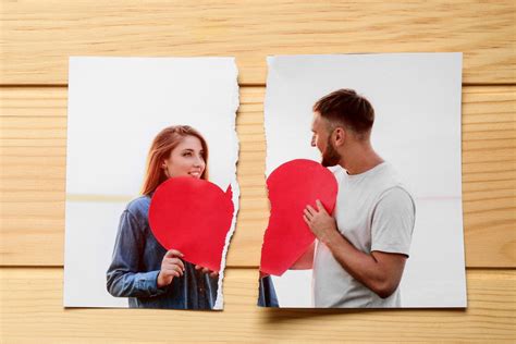 Signs Of Commitment Issues And How To Deal With Them Relationship And Life