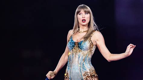 See Local Shop Lux And Ivys Featured Rack For All Things Taylor Swift