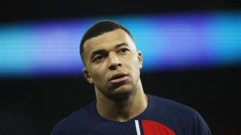 El Caso Mbappé Obliga Al Barça A Reaccionar Sport