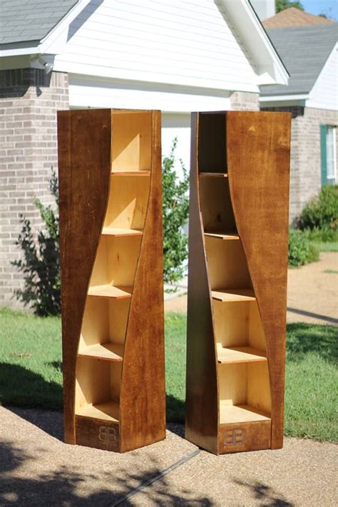 Twisted Cedar Bookshelf Artofit