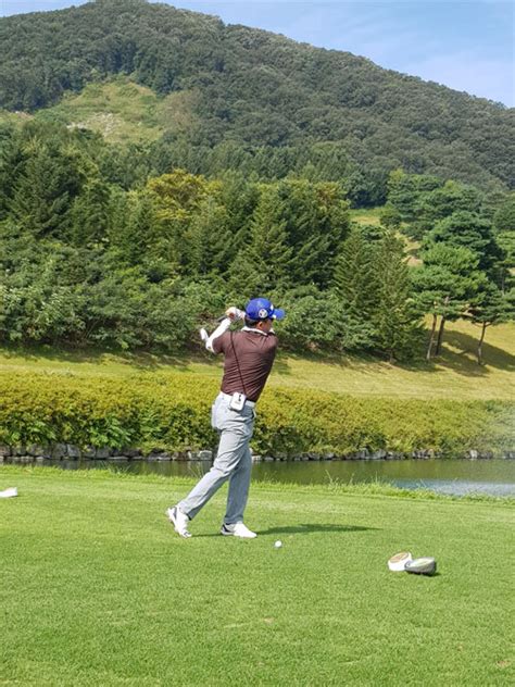 골프장 콧대 꺾였다수요급감에 세금까지 라이프and골프 매일경제