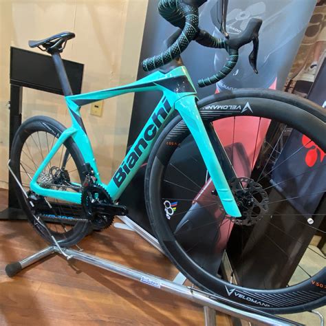 Bianchi Oltre Comp 最新のエアロフレームをお得に！！【ビアンキ オルトレコンプ】オススメです！