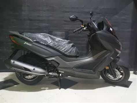 Maxi Scooter Kymco Xtown Km Gris MercadoLibre