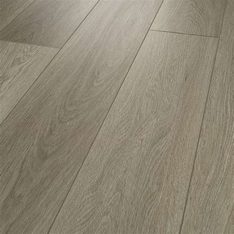 Shaw Distinction Plus Executive Oak 2045v 05079 Luxury Vinyl Plank
