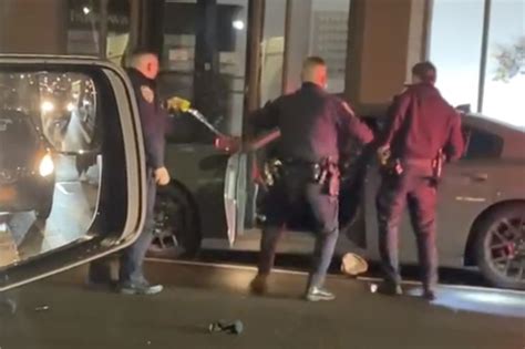 Video Shows Driver Fight Off Three Nypd Cops After Traffic Stop