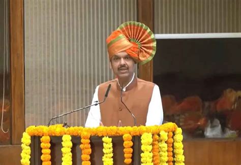 Devendra Fadnavis आगरयत छतरपत शवज महरजच भवय समरक