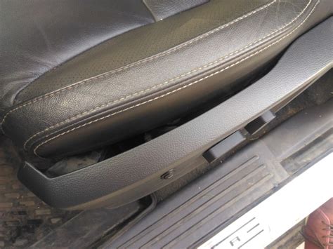 Боковая панель водительского кресла — Ford Ranger 3g 2 2 л 2013