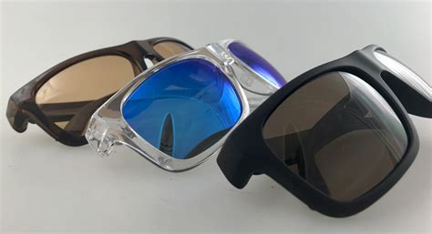 Urban High Definition Photochromic Lens With Assorted Frame Colour