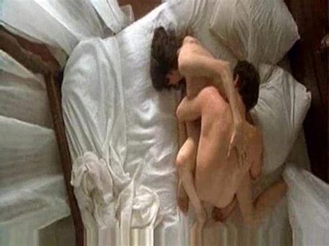 Angelina Jolie Original Sin Uploaded By Ridoyraj Xnxx Com