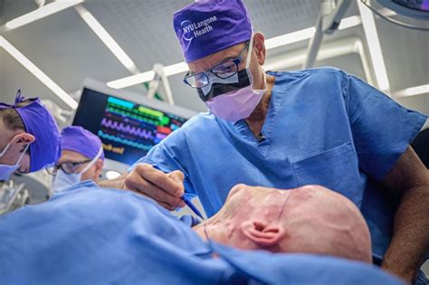 Worlds First Whole Eye And Partial Face Transplant Gives Arkansas Man