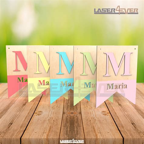 Placa Inicial Colorida Nome Maria Laser ever Corte e Gravação a Laser