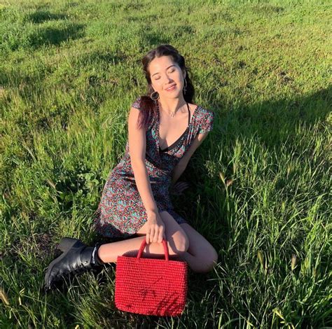 Hot And Sexy Nichole Bloom Photos Thblog