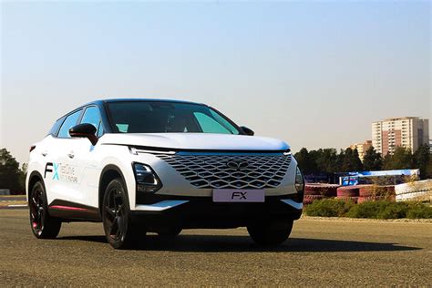 فونیکس اف ایکس چینی ها را به چالش می کشد کراس اوور جدید مدیران خودرو