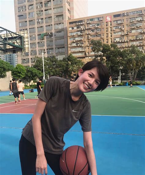 有冇巴打鐘情冬菇頭女仔？ Lihkg 討論區