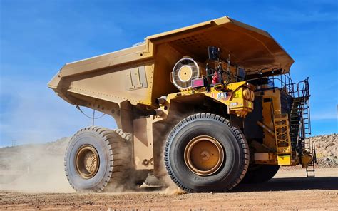 Pioneros en autonomía y gigantismo Ferreyros y Ferreycorp conmemoran