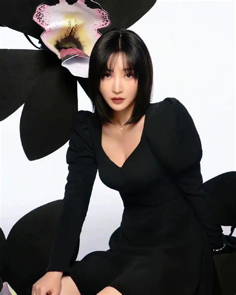 Liu Yan Hot Photo Album Inews