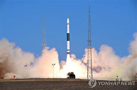 중국 위성 미국 감시위성 회피 후 역감시 능력 보여줘