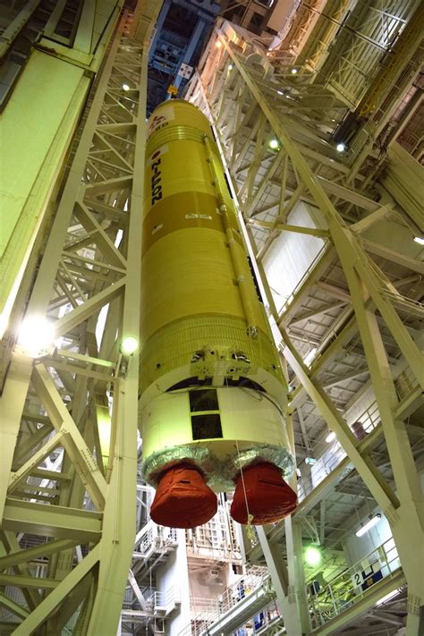 Photos H 2b Rocket Prepared For Launch At Tanegashima Spaceflight Now