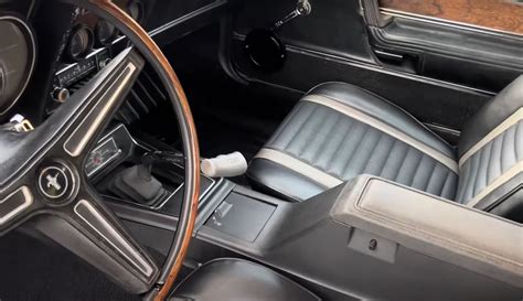 1971 Ford Mustang Mach 1 Looks Like An Unrestored Survivor Packs
