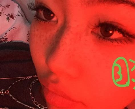 Beabadoobee Best Filters For Instagram Eyes Lips Nostril Hoop Ring