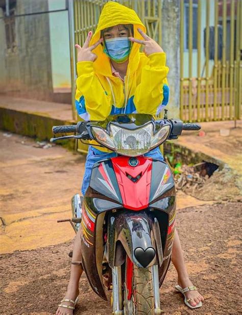 Ghim của Munz trên gái Bạn trai Đam mê Gái