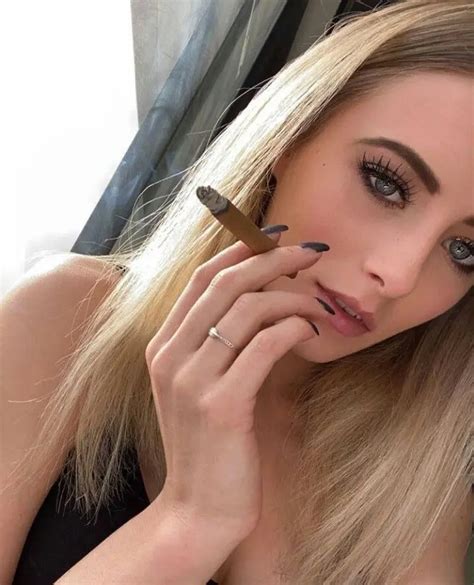 Bright Eyes Scrolller