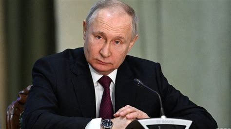 Putin Arrest Warrant Biden Welcomes Iccs War Crimes Charges Bbc News