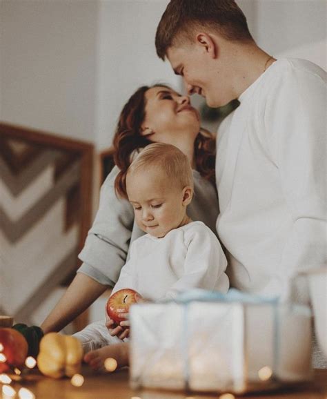 Пин от пользователя Doremann на доске New Year Рождественские фото пар Семейные фотосессии