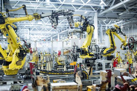 Why manufacturing equipment doesn’t need to be new to be smart | EY ...
