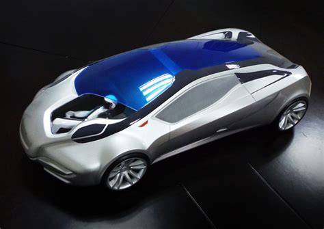 One Robot Passenger Yanko Design