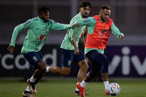 Copa do Mundo CBF libera imagem oficial da seleção para o mundial
