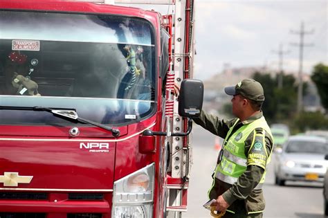 Restricción Para Vehículos De Carga Durante El Puente Festivo Del Día