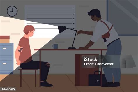 경찰 수사 램프가 달린 책상에서 수갑을 찬 범죄자를 심문하는 수사관 심문에 대한 스톡 벡터 아트 및 기타 이미지 심문 경찰관 사람들 Istock