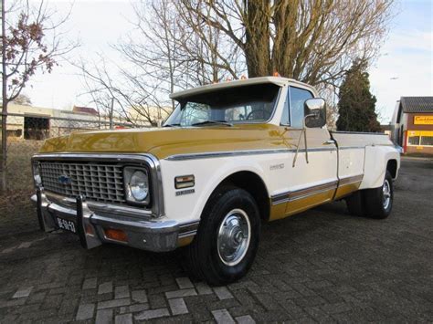 Chevrolet C10 Dually