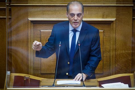 Ανακοίνωση της Ελληνικής Λύσης για τις τηλεφωνικές υποκλοπές Επίθεση