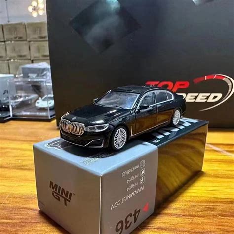 MINI GT 1 64 Modelo De Carro BMW 750Li XDrive Safira Preta Fundida Em