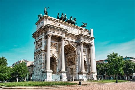 Page 3 | Arcos Images - Free Download on Freepik