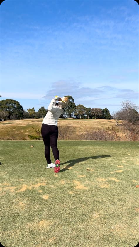 田中美紀 ． この度、西日本カントリーでラウンドレッスンイベント 開催いたします♥️ 5日は🈵で11日と13日に🈳があります☺️ 少しでも