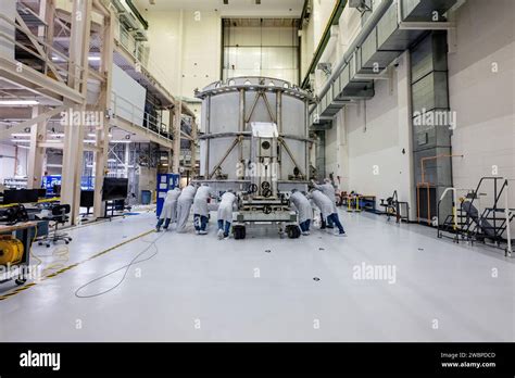 Solar Array Atmosphere Hi Res Stock Photography And Images Alamy