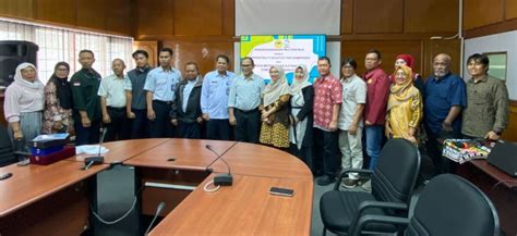 Penandatanganan MoA Antara Fakultas Teknik Universitas 17 Agustus 1945