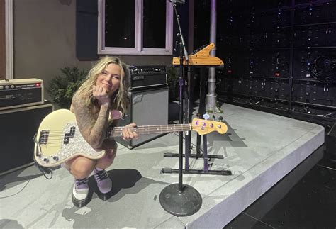 Mi Graduate Spotlight Bassist And Songwriter Moa Munoz Musicians Institute