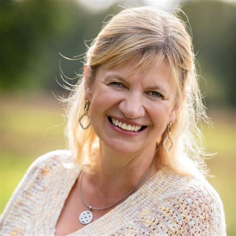 😀 Erda4 Kq Francoise Amez 17 Comments