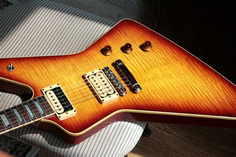 1979 Hamer Standard Bound And Crowned 4 Digit Explorer Sunburst 59 Us