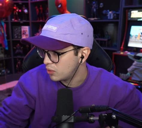 Pin De P A O En JuanSGuarnizo Videos De Youtubers Youtubers Videos