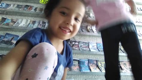 Imitando Bailes De Tik Tok ♥️ Valentina Morales 💕 Youtube